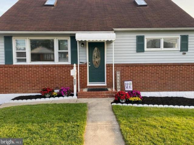 327 Savannah Rd, Essex, MD 21221