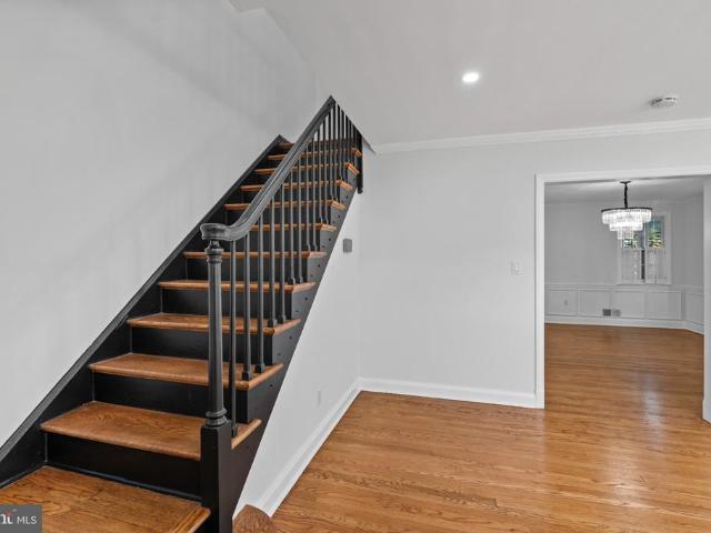 327 Stratford Road
