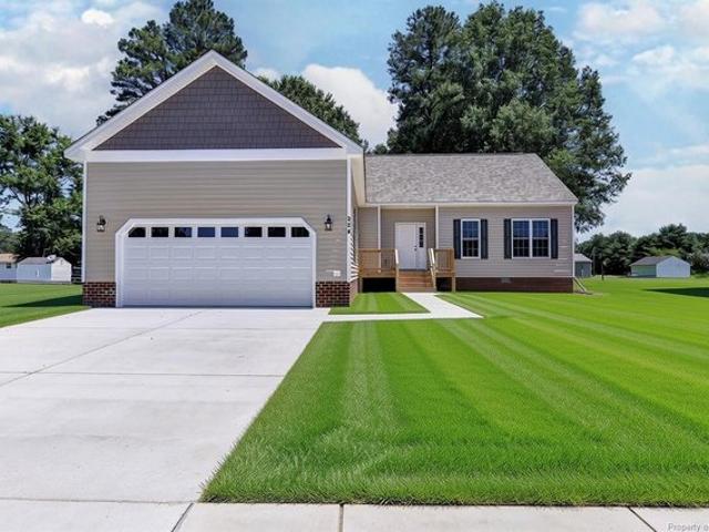 327 Pointers Dr, King William, VA 23181