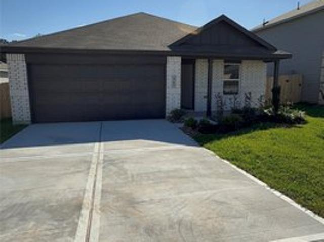 327 Parkin Ct, Conroe, TX 77303