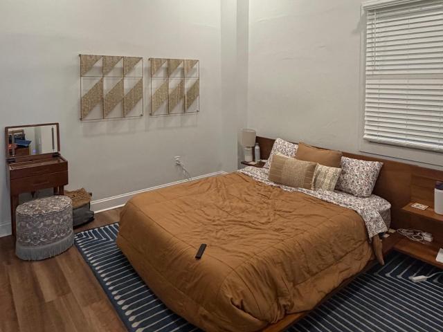 327 Race St, Unit 1A, Philadelphia, PA 19106 | MLS #PAPH2607 | Compass
