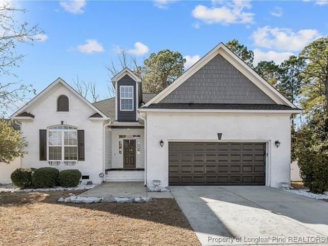 327 Ridgeway Ct, Fayetteville, NC 28311