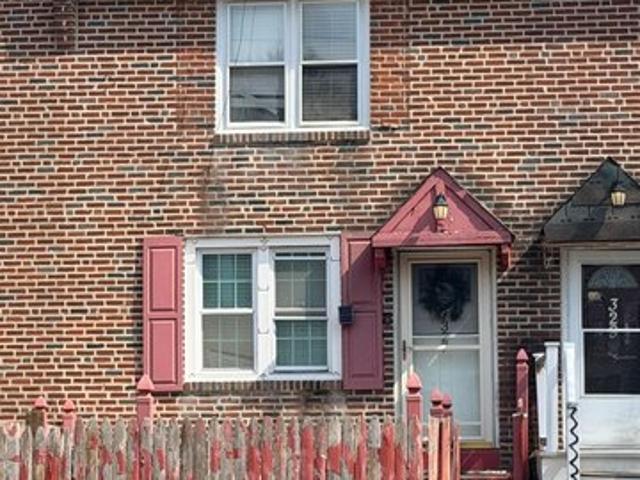 327 W 21st St, Chester, PA 19013
