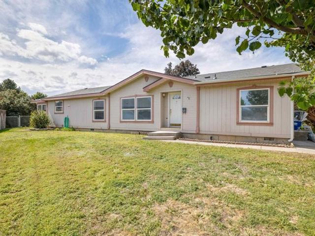 327 W Avenue I, Jerome, ID 83338