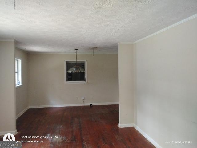 327 W Bonnell Street