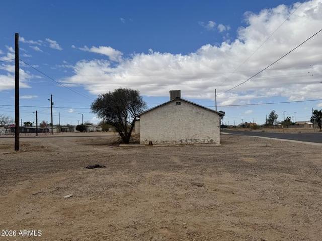 327 W Dr Martin Luther King Jr St, Eloy, AZ 85131