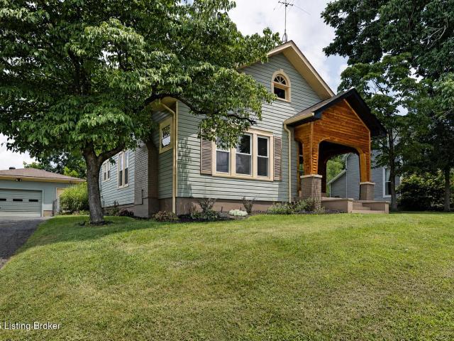 327 W Main St