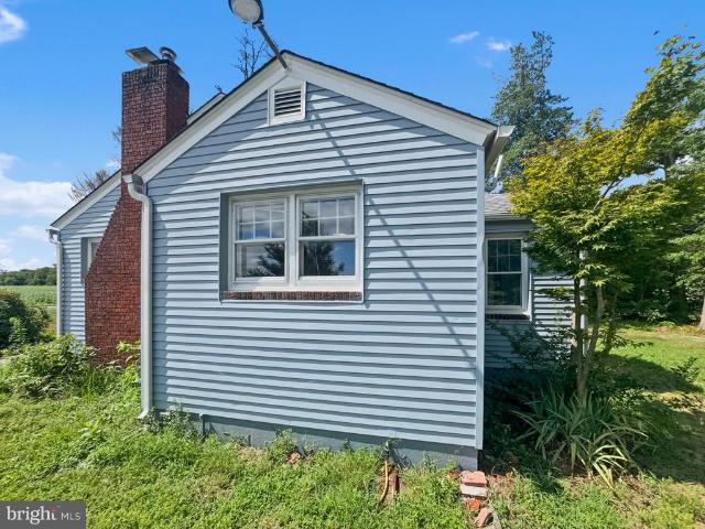 327 W Park Drive