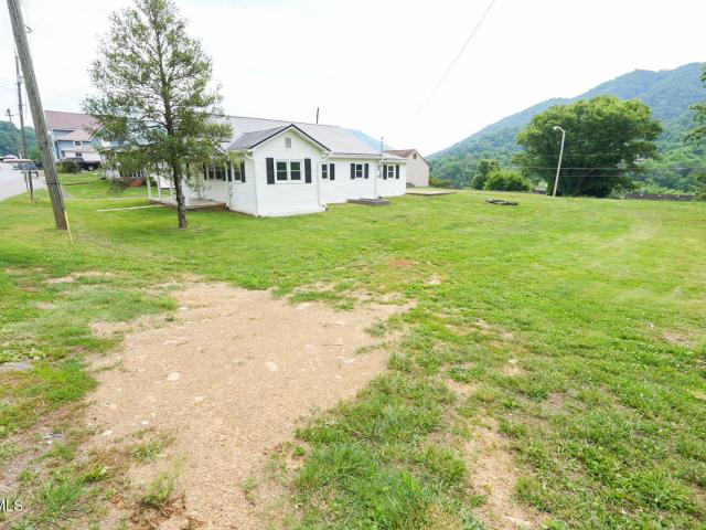 327 Walnut Street