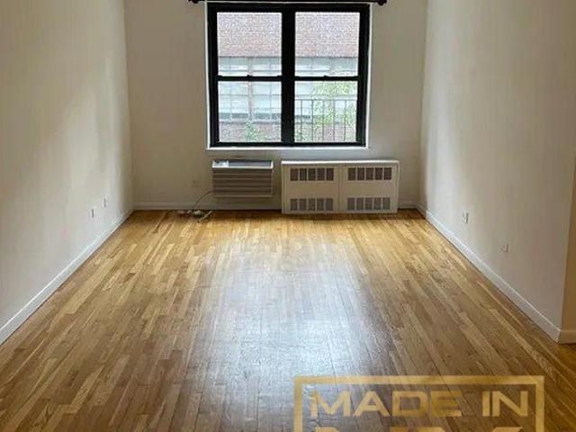 327 West 30th Street, New York, NY