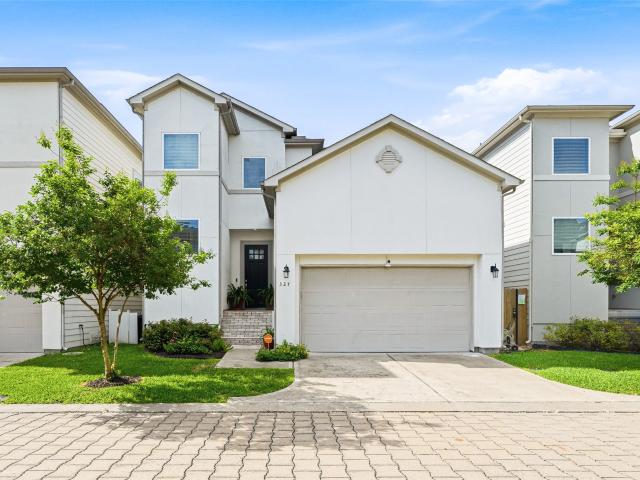 327 Yale Oaks Lane