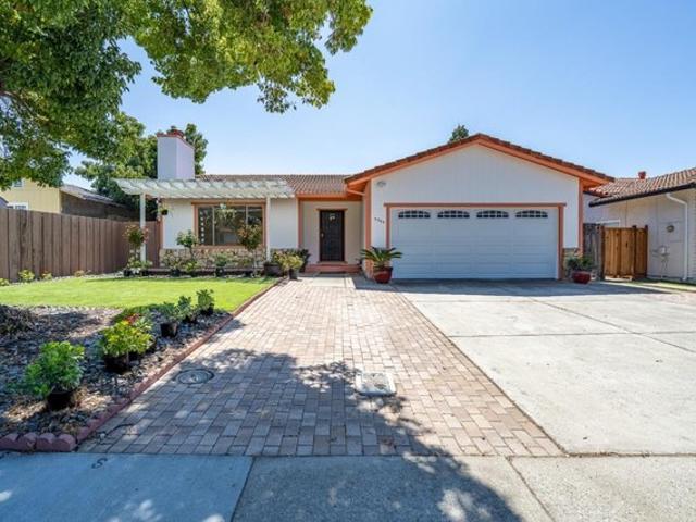 3284 Faith Ct, San Jose, CA 95127