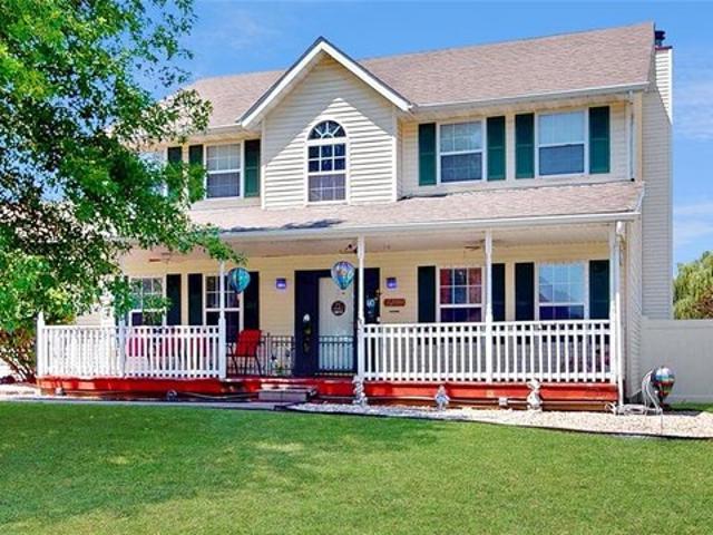 3284 Tanglebrook Dr, Belleville, IL 62221