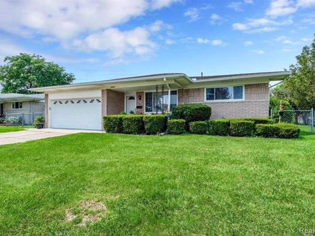 32851 Rugby Dr, Warren, MI 48088