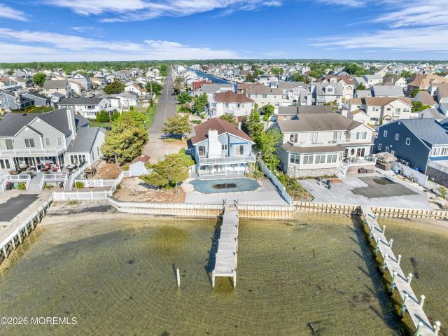 3285 Long Point Drive