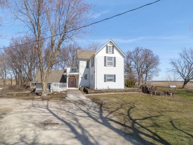 3285 th St, Sumner, IA 50674