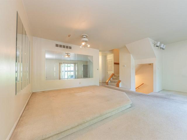 3286 Alpine Drive