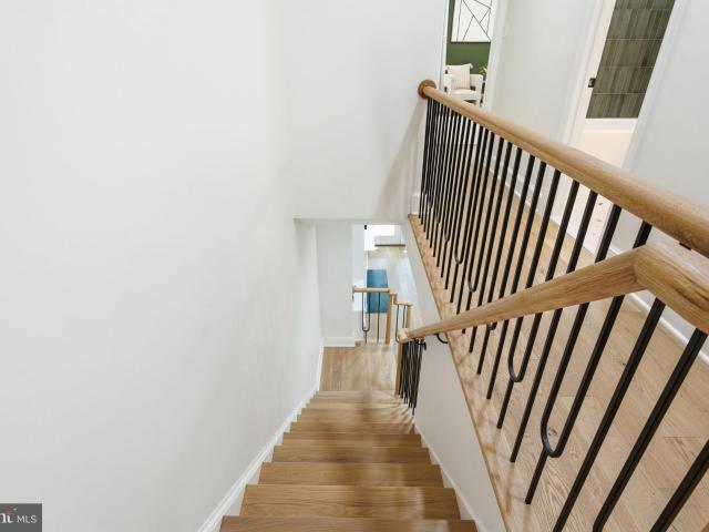 3287 Sutton Pl NW, Unit D, Washington, DC 20016 | MLS #DCDC2256