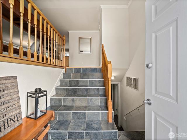 32808 4th Ave SW, Federal Way, WA 98023 | Compass