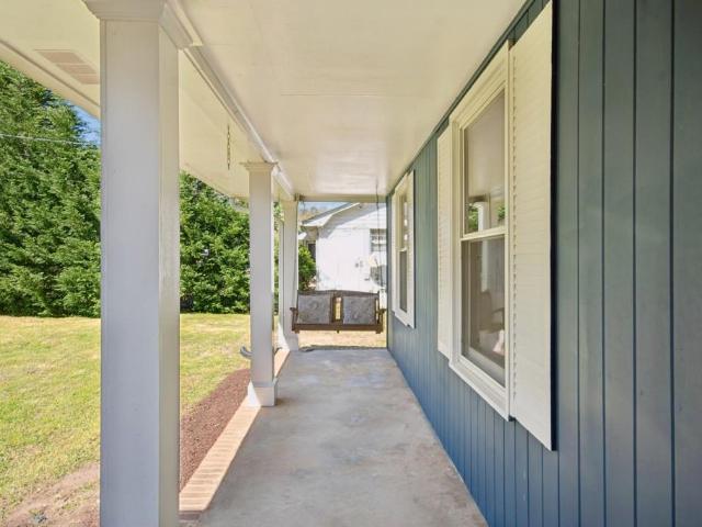 3280 Foxwood Trail SE