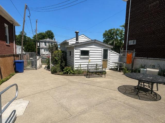 3280 radio Drive