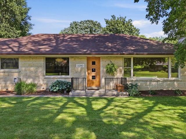 3280 San Marcos Dr, Brookfield, WI 53005