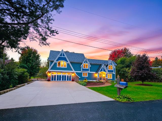 3280 Williams Lane