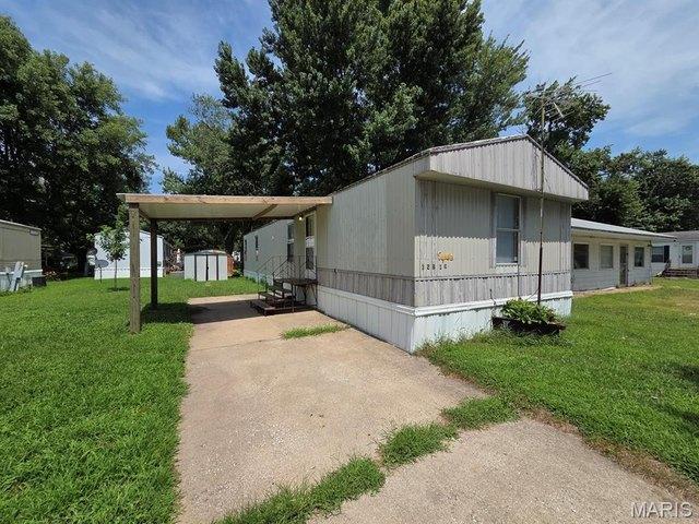 32810 Violet St Unit 58, La Grange, MO 63448