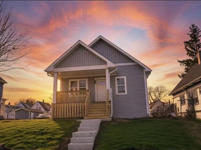 3281 N 24th St, Milwaukee, WI 53206