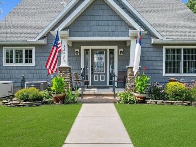 3281 E Linda Ln, Port Clinton, OH 43452
