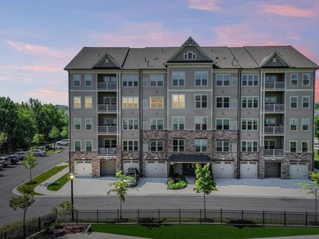 3282 Pine Needle Cir Unit 301, Frederick, MD 21704