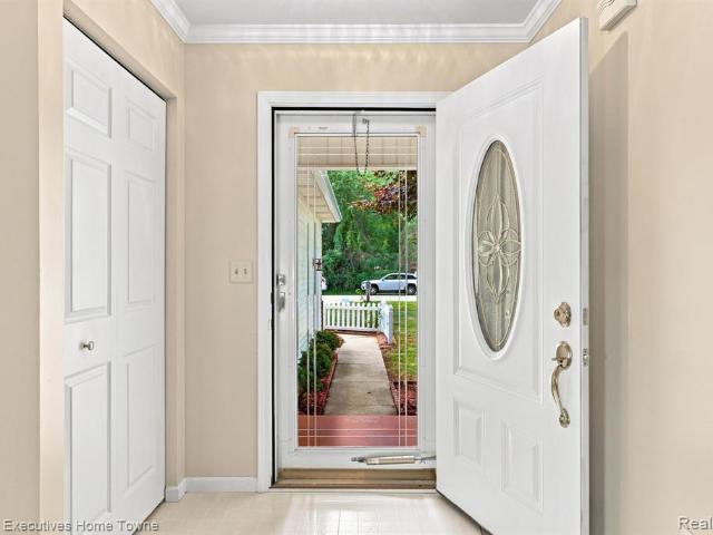 3282 Sapphire Lane