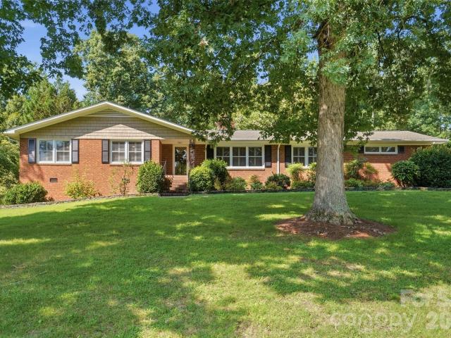 3282 Woodchuck Drive