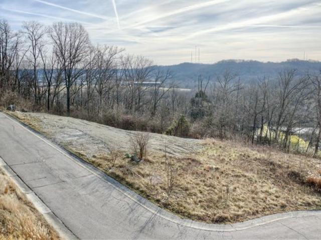 3283 Lookout Vly, Covington, KY 41017