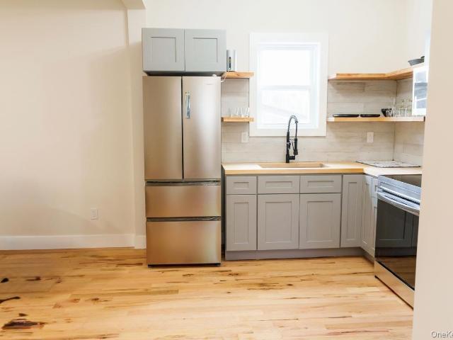 328 columbia Street 2