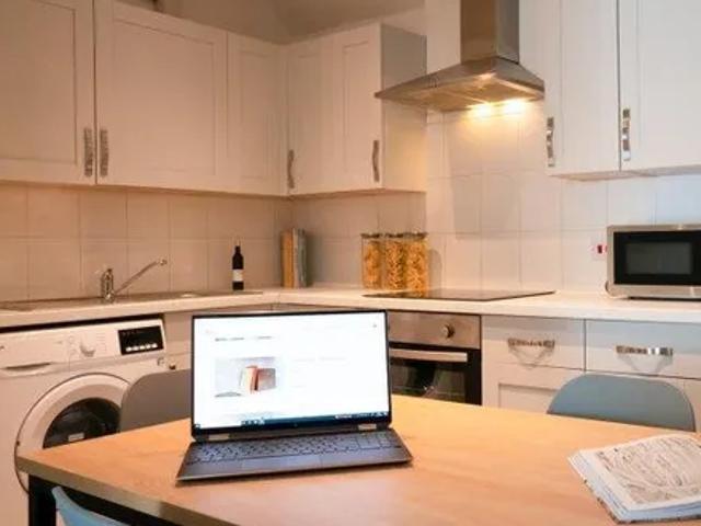 328 Claremont Road, Manchester, M14 7WJ, United Kingdom | Room for rent #140227906 | Rentberry