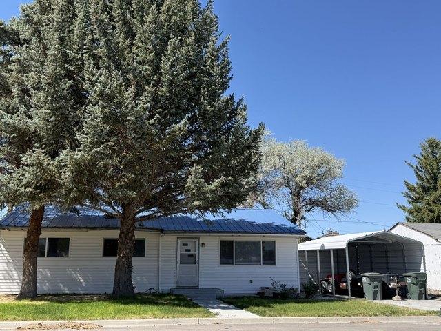 328 Baker St, Wells, NV 89835