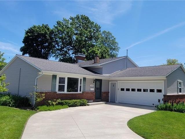 328 Brunswick Dr, Huron, OH 44839