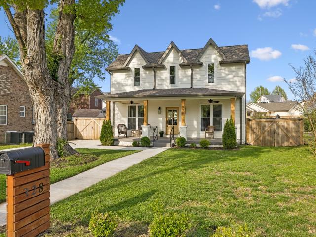 328 Granbury St