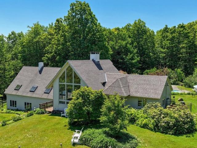 328 Gravelin Rd, Weathersfield, VT 05151