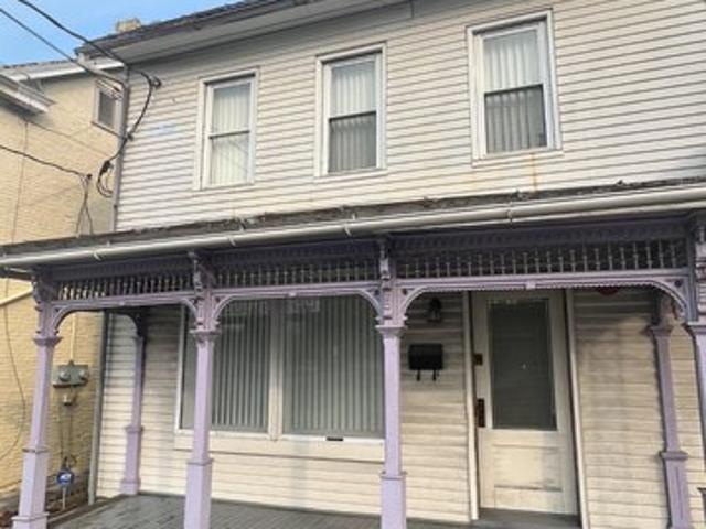 328 E King St, Shippensburg, PA 17257