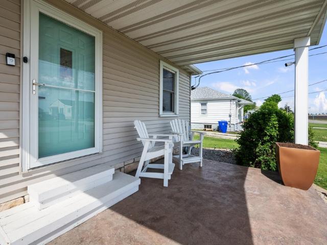 328 E South Street