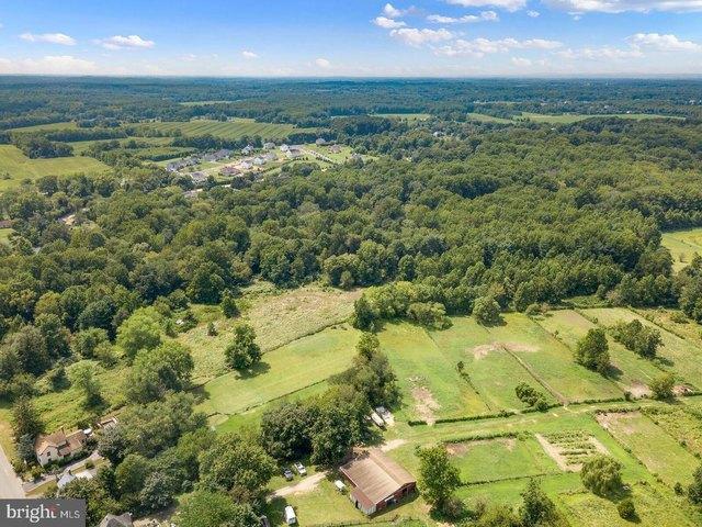 328 Ewan Rd, Mullica Hill, NJ 08062