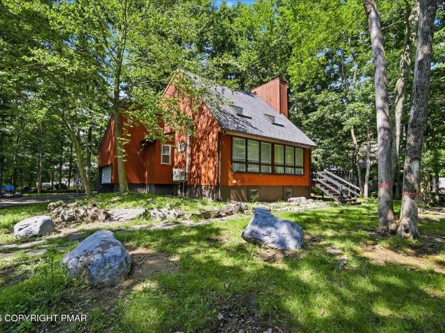 328 Fernwood Drive