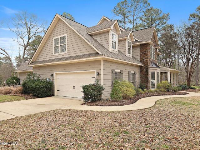 328 Ingleside Dr Drive