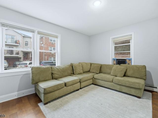 328 John St, Unit 1, Elizabeth, NJ 07202 | MLS #4023 | Compass
