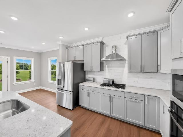 328 Oakwood Crest Drive