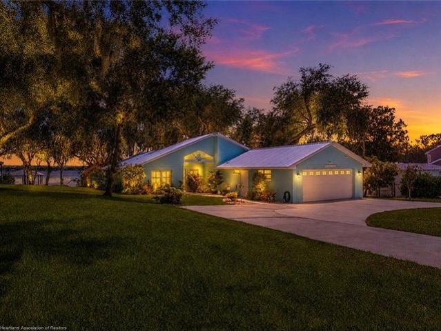 328 Lake June Rd, Lake Placid, FL 33852
