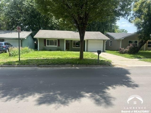 328 Lyon St, Lawrence, KS 66044