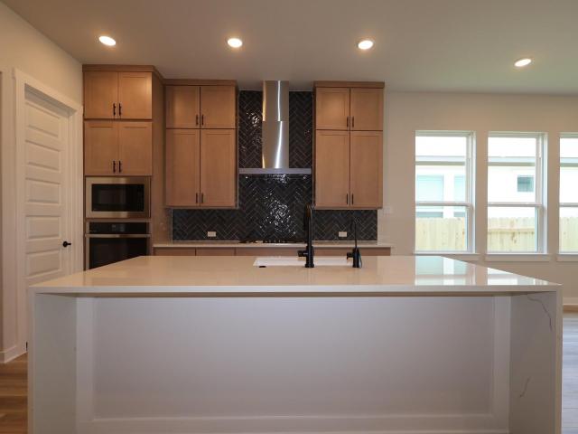 328 Marisol Bend